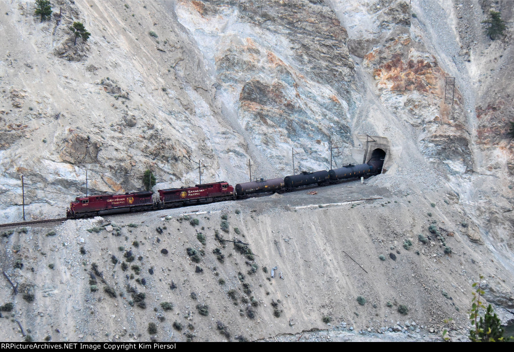 CP 8524 WB CN Ashcroft Sub